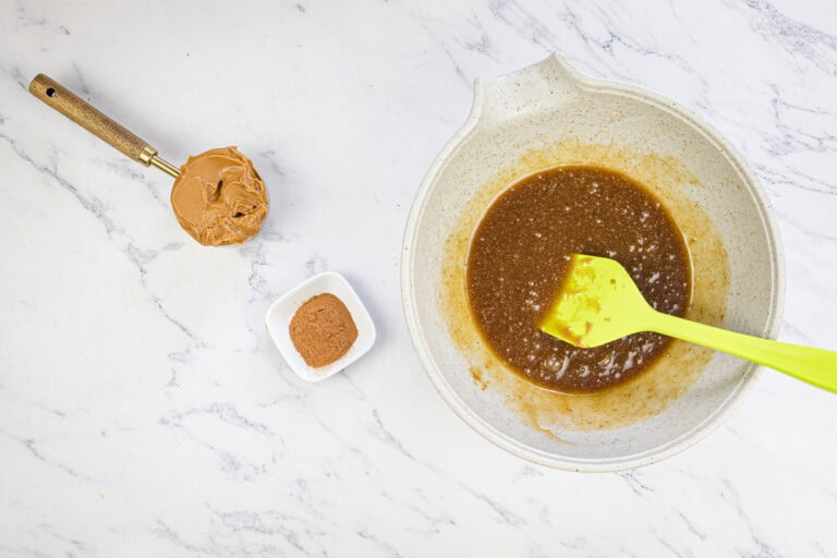 Biscoff Cookie Butter Streusel Bars - Dinner by Six