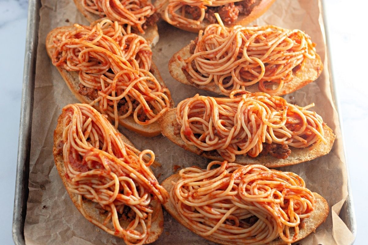 Spaghetti Bread - Dinner by Six
