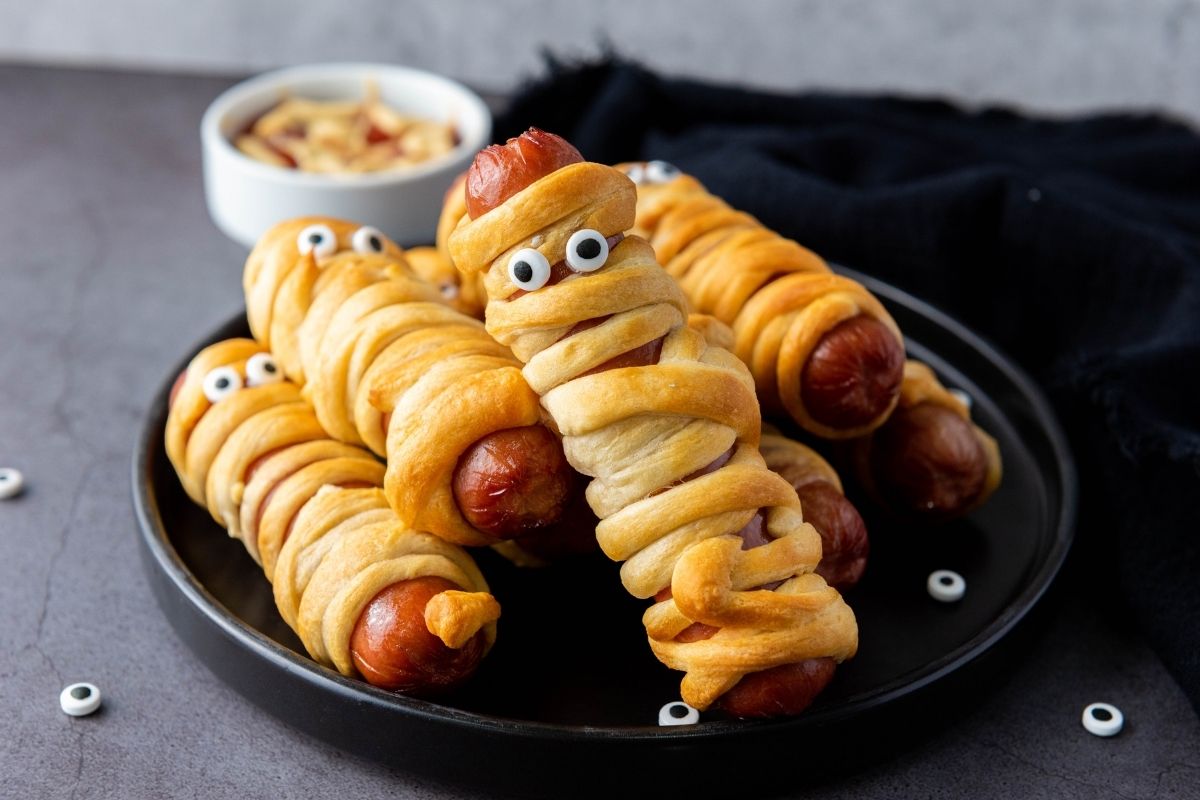 Halloween Mummy Dogs - Air Fryer Recipe - Dinner by Six
